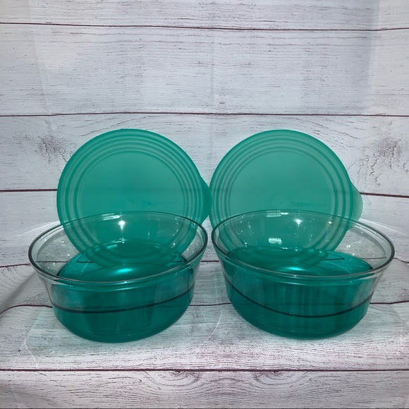 Tupperware | Kitchen | 2 Tupperware Sheerly Elegant Bowls 489 Green 23l | Poshmark